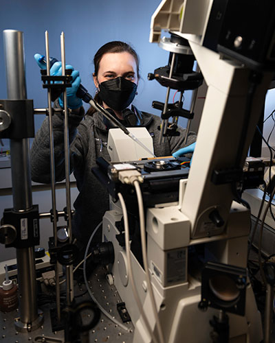 Recent News : News & Events : The Institute of Optics : University of ...